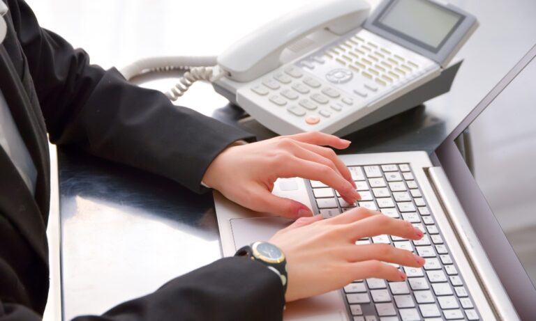 Plugging Landline Into Computer: How To? - Tech With Tech