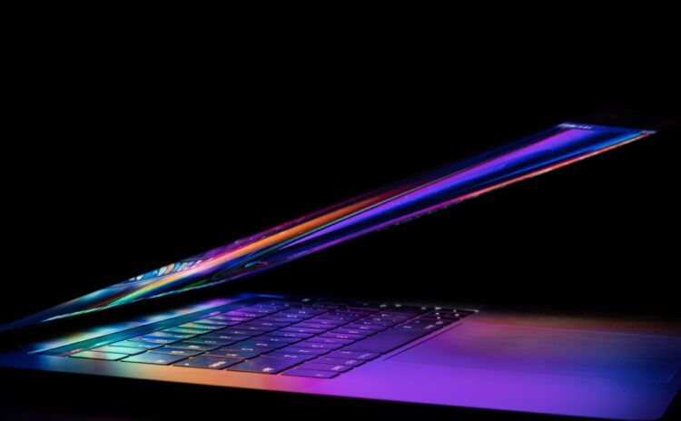 Lines on My MacBook Screen: Guide To MacBook Display Issues