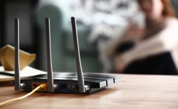 How To Know Whether a Router Is Dual-Band? - Tech With Tech