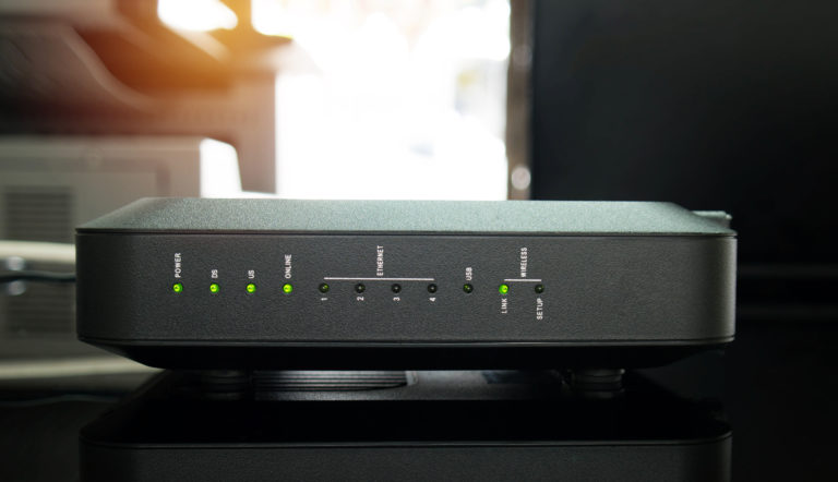 Router Lights Are All Green: No Internet? - Tech With Tech